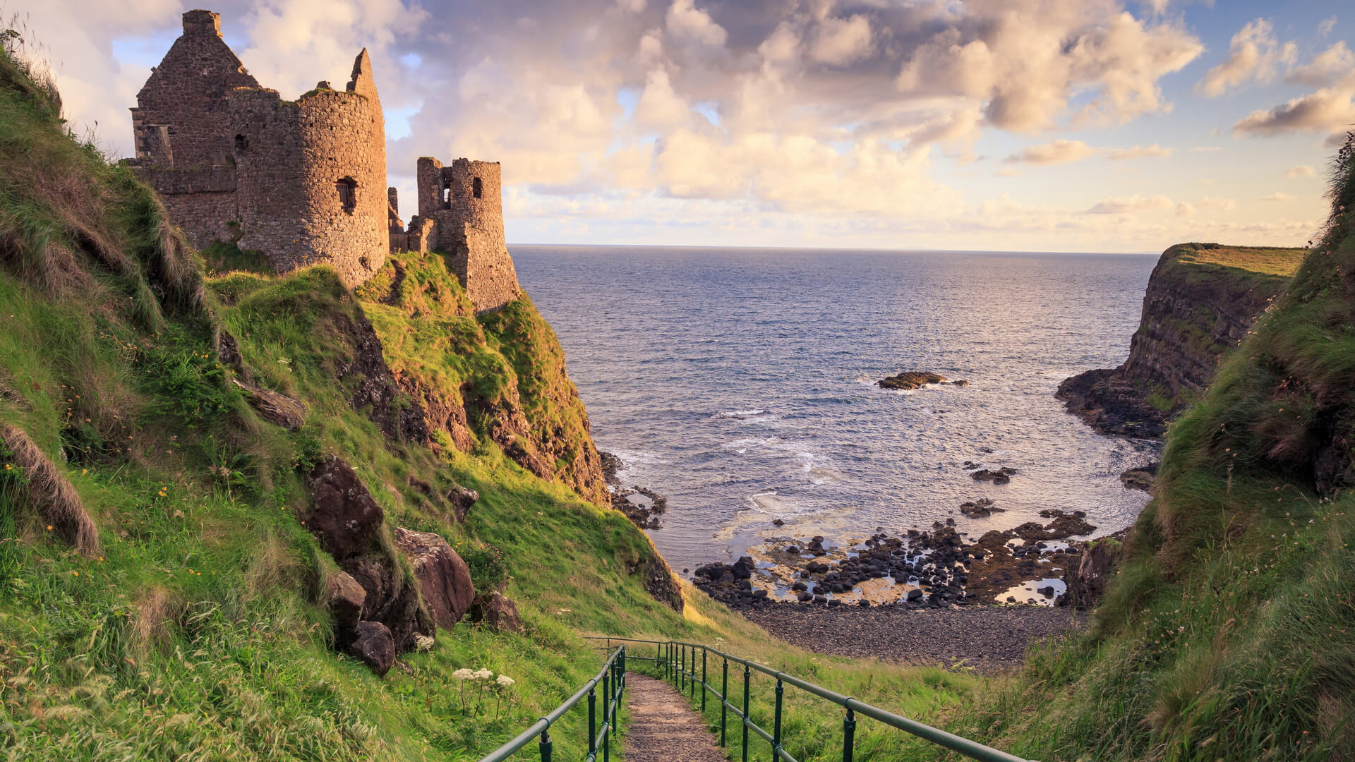 Hotel near Dunluce Castle Co Antrim | Ballygally Castle Hotel